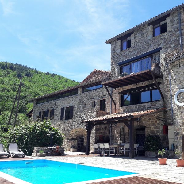 Gites Ardèche location de vacances et location de gite en ardeche